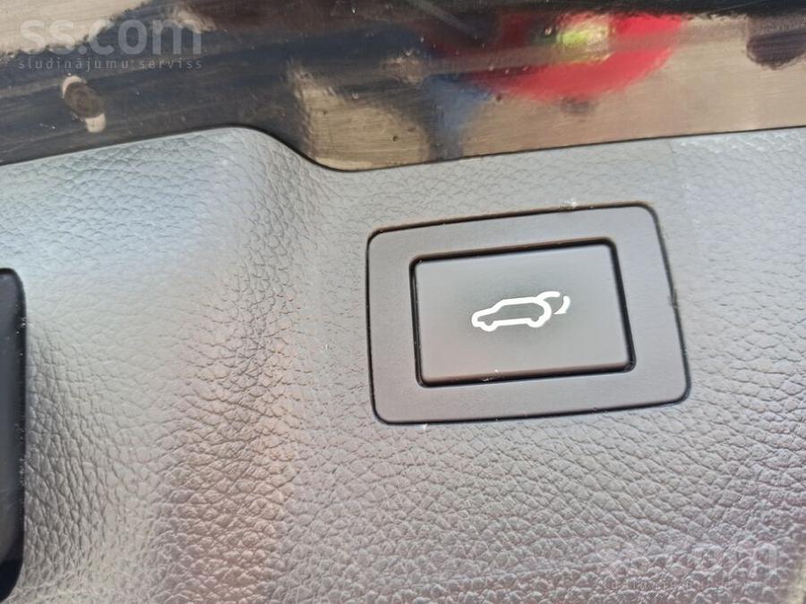 Melns Hyundai Santa Fe 2017 Daugavpils, ar dzinēja tilpumu 2.20 L un nobraukumu 0 tūkst. km par 14800 €, foto 16 vietnē AUTOMOTO.COM.LV