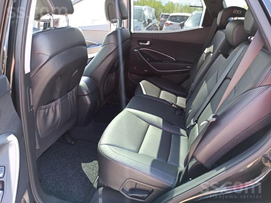 Melns Hyundai Santa Fe 2017 Daugavpils, ar dzinēja tilpumu 2.20 L un nobraukumu 0 tūkst. km par 14800 €, foto 18 vietnē AUTOMOTO.COM.LV
