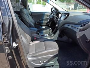 Melns Hyundai Santa Fe 2017 Daugavpils, ar dzinēja tilpumu 2.20 L un nobraukumu 0 tūkst. km par 14800 €, foto 21 vietnē AUTOMOTO.COM.LV