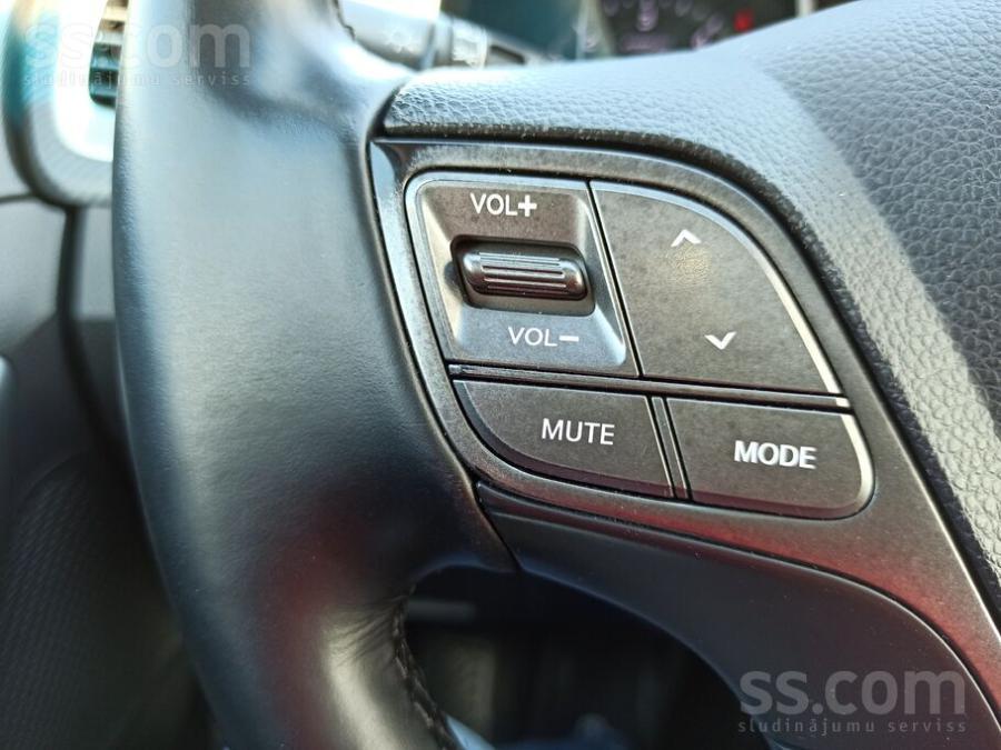 Melns Hyundai Santa Fe 2017 Daugavpils, ar dzinēja tilpumu 2.20 L un nobraukumu 0 tūkst. km par 14800 €, foto 33 vietnē AUTOMOTO.COM.LV