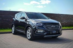 Black Hyundai Santa Fe 2017 in Marijampole, with an engine capacity of 2.20 L and mileage of 193 thousand km for 17350 €, photo  on AUTOMOTO.COM.LV