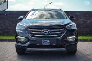 Melns Hyundai Santa Fe 2017 Kauņa, ar dzinēja tilpumu 2.20 L un nobraukumu 193 tūkst. km par 17350 €, foto 4 vietnē AUTOMOTO.COM.LV