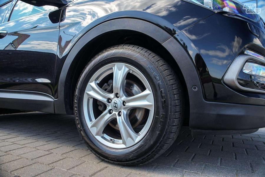 Melns Hyundai Santa Fe 2017 Kauņa, ar dzinēja tilpumu 2.20 L un nobraukumu 193 tūkst. km par 17350 €, foto 8 vietnē AUTOMOTO.COM.LV