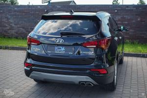 Melns Hyundai Santa Fe 2017 Kauņa, ar dzinēja tilpumu 2.20 L un nobraukumu 193 tūkst. km par 17350 €, foto 13 vietnē AUTOMOTO.COM.LV