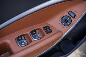 Melns Hyundai Santa Fe 2017 Kauņa, ar dzinēja tilpumu 2.20 L un nobraukumu 193 tūkst. km par 17350 €, foto 33 vietnē AUTOMOTO.COM.LV