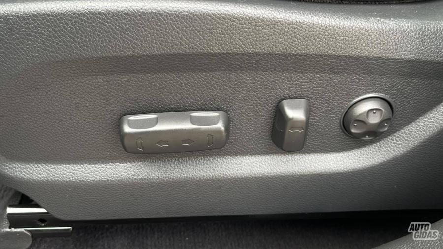 Melns Hyundai Santa Fe 2017 Marijampole, ar dzinēja tilpumu 2.20 L un nobraukumu 153 tūkst. km par 13200 €, foto 1 vietnē AUTOMOTO.COM.LV