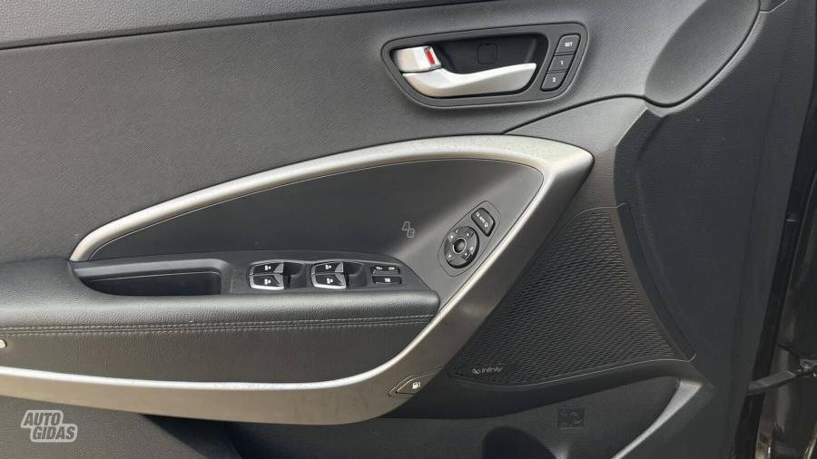 Melns Hyundai Santa Fe 2017 Marijampole, ar dzinēja tilpumu 2.20 L un nobraukumu 153 tūkst. km par 13200 €, foto 4 vietnē AUTOMOTO.COM.LV