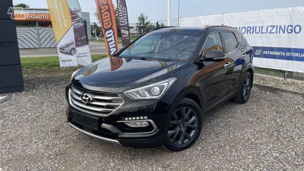 Black Hyundai Santa Fe 2017 in Marijampole, with an engine capacity of 2.20 L and mileage of 153 thousand km for 13200 €, photo 5 on AUTOMOTO.COM.LV