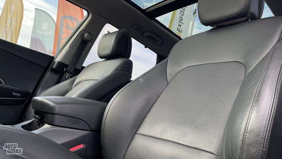 Melns Hyundai Santa Fe 2017 Marijampole, ar dzinēja tilpumu 2.20 L un nobraukumu 153 tūkst. km par 13200 €, foto 10 vietnē AUTOMOTO.COM.LV