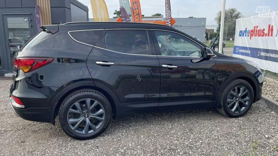 Melns Hyundai Santa Fe 2017 Marijampole, ar dzinēja tilpumu 2.20 L un nobraukumu 153 tūkst. km par 13200 €, foto 23 vietnē AUTOMOTO.COM.LV
