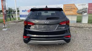 Melns Hyundai Santa Fe 2017 Marijampole, ar dzinēja tilpumu 2.20 L un nobraukumu 153 tūkst. km par 13200 €, foto 34 vietnē AUTOMOTO.COM.LV