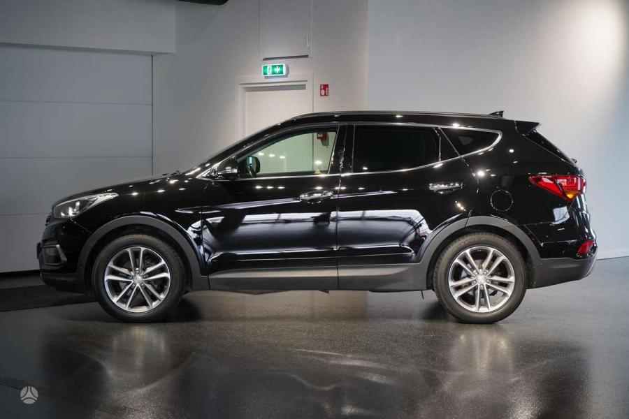 Melns Hyundai Santa Fe 2018 Viļņa, ar dzinēja tilpumu 2.20 L un nobraukumu 170 tūkst. km par 14900 €, foto 3 vietnē AUTOMOTO.COM.LV