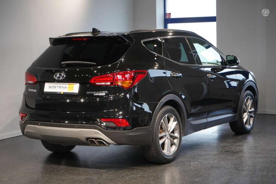 Melns Hyundai Santa Fe 2018 Viļņa, ar dzinēja tilpumu 2.20 L un nobraukumu 170 tūkst. km par 14900 €, foto 4 vietnē AUTOMOTO.COM.LV