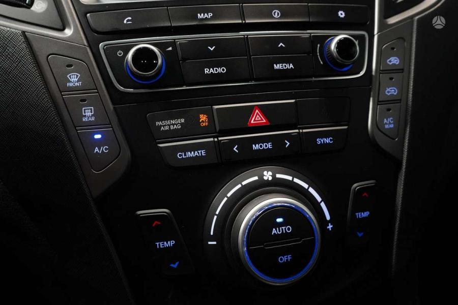 Melns Hyundai Santa Fe 2018 Viļņa, ar dzinēja tilpumu 2.20 L un nobraukumu 170 tūkst. km par 14900 €, foto 23 vietnē AUTOMOTO.COM.LV