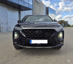 Melns Hyundai Santa Fe 2019 Viļņa, ar dzinēja tilpumu 2.20 L un nobraukumu 109 tūkst. km par 21700 €, foto 3 vietnē AUTOMOTO.COM.LV