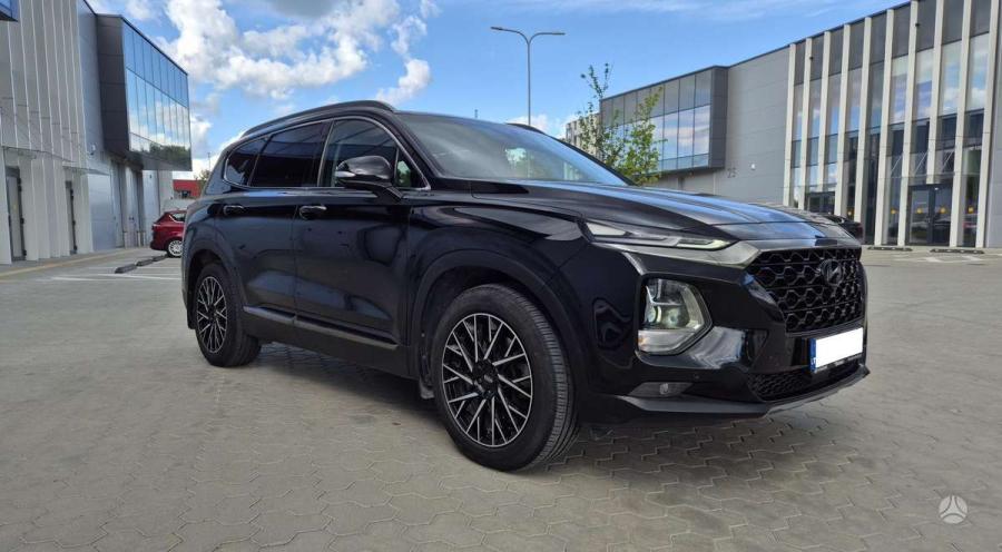 Melns Hyundai Santa Fe 2019 Viļņa, ar dzinēja tilpumu 2.20 L un nobraukumu 109 tūkst. km par 21700 €, foto 4 vietnē AUTOMOTO.COM.LV