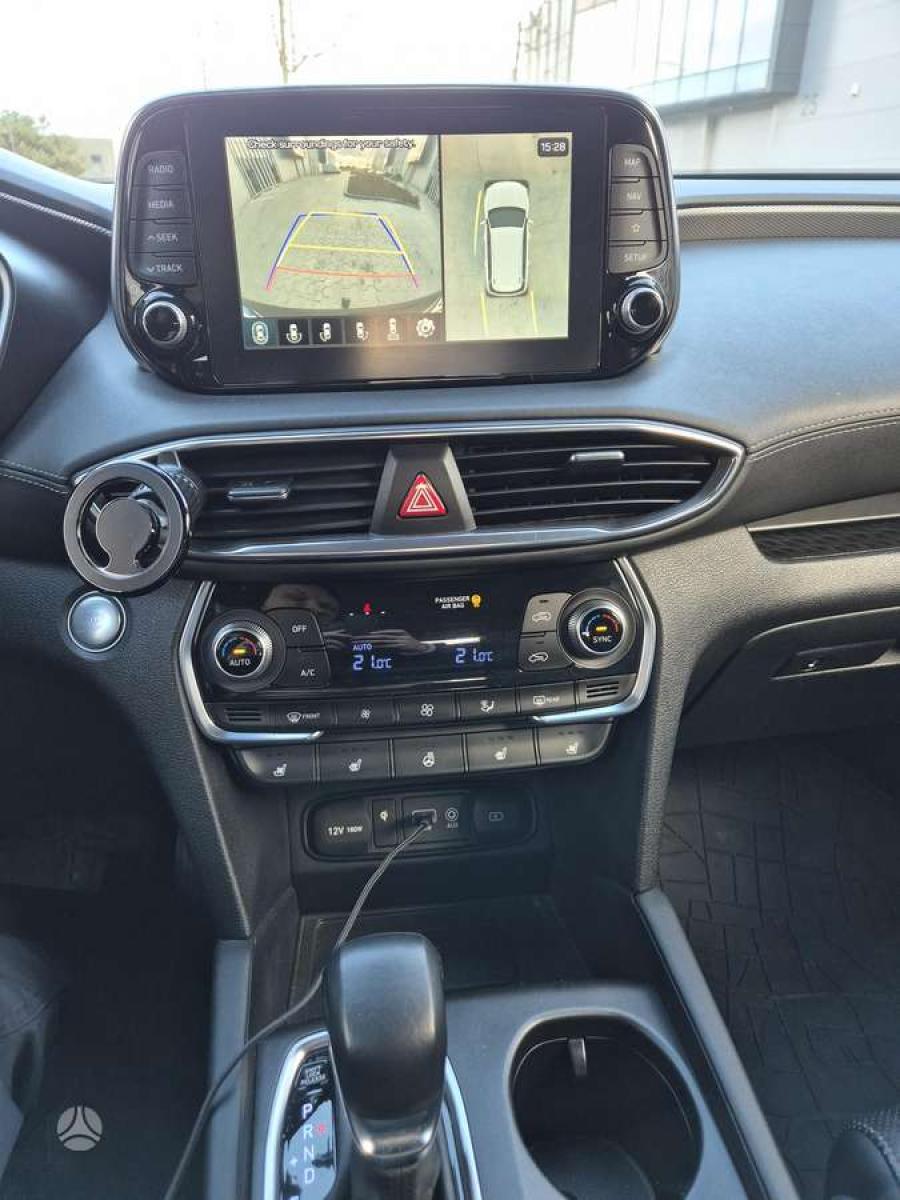 Melns Hyundai Santa Fe 2019 Viļņa, ar dzinēja tilpumu 2.20 L un nobraukumu 109 tūkst. km par 21700 €, foto 13 vietnē AUTOMOTO.COM.LV
