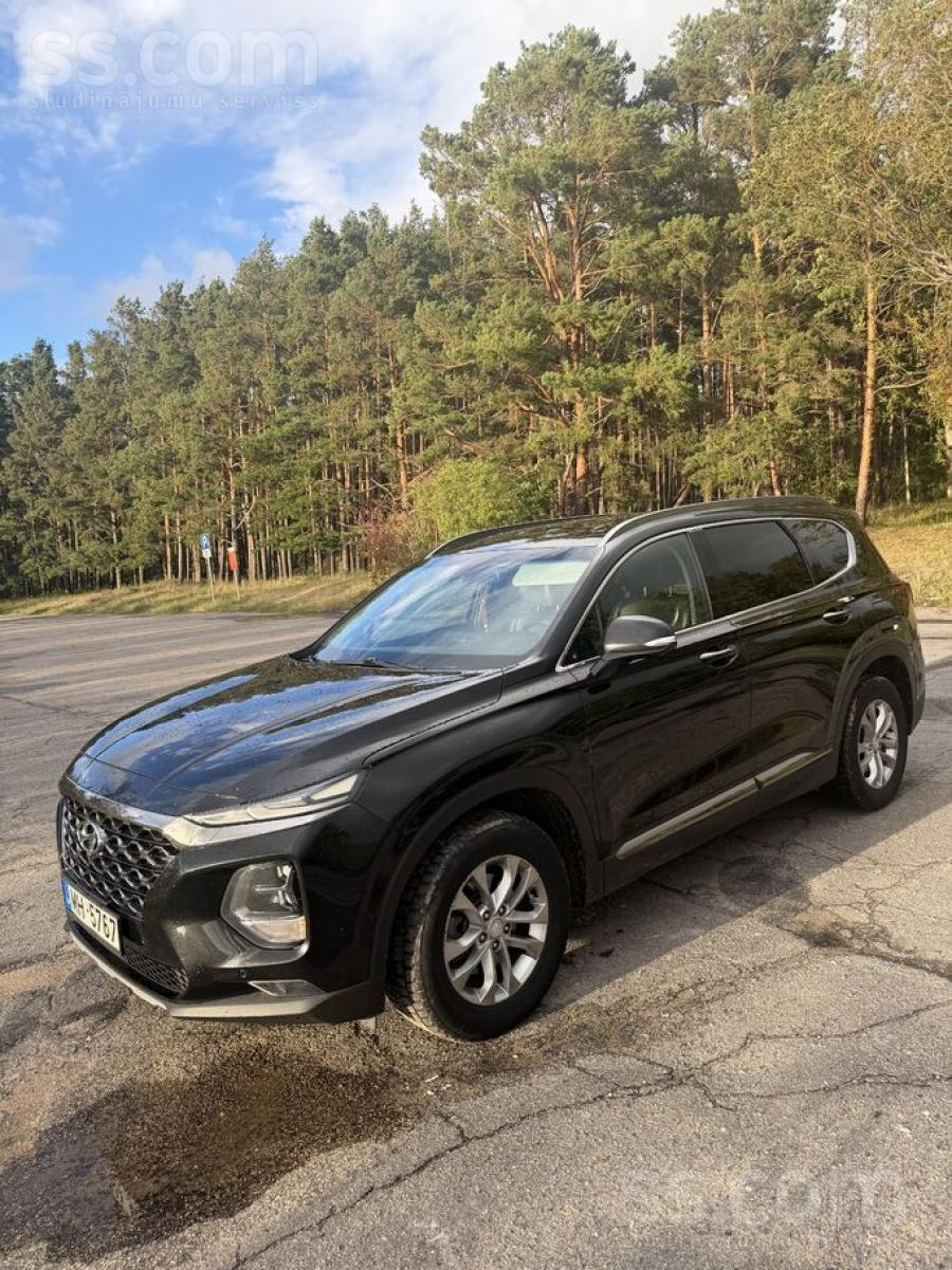 Melns Hyundai Santa Fe 2019 Rīga, ar dzinēja tilpumu 2.20 L un nobraukumu 273 tūkst. km par 13490 €, foto 6 vietnē AUTOMOTO.COM.LV