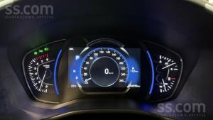 Black Hyundai Santa Fe 2020 in Riga, with an engine capacity of 2.40 L and mileage of 55 thousand km for 24900 €, photo 23 on AUTOMOTO.COM.LV