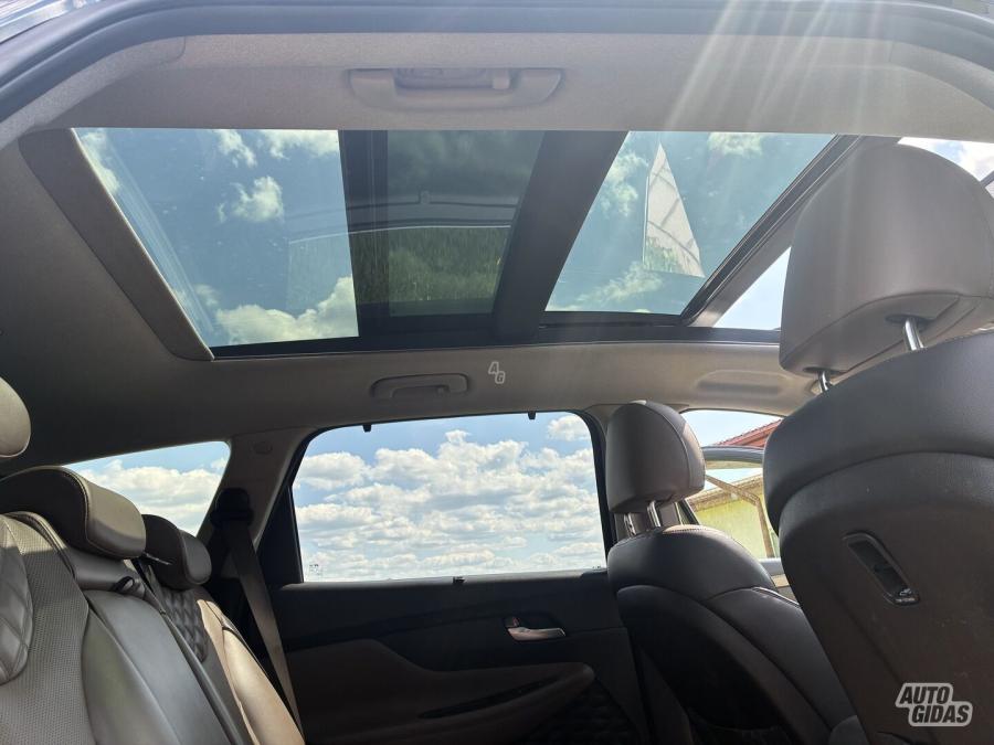 Melns Hyundai Santa Fe 2020 Viļņa, ar dzinēja tilpumu 1.60 L un nobraukumu 157 tūkst. km par 24900 €, foto 13 vietnē AUTOMOTO.COM.LV