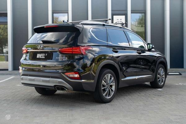Melns Hyundai Santa Fe 2020 Viļņa, ar dzinēja tilpumu 2.36 L un nobraukumu 121 tūkst. km par 23500 €, foto 6 vietnē AUTOMOTO.COM.LV