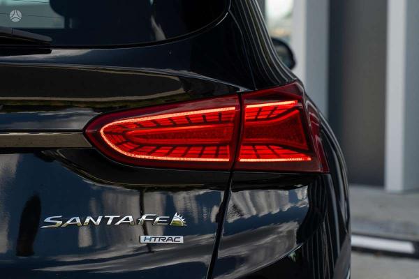 Melns Hyundai Santa Fe 2020 Viļņa, ar dzinēja tilpumu 2.36 L un nobraukumu 121 tūkst. km par 23500 €, foto 11 vietnē AUTOMOTO.COM.LV