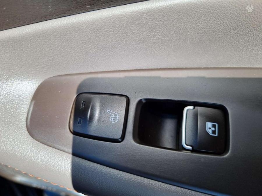 Melns Hyundai Santa Fe 2021 Rīga, ar dzinēja tilpumu 2.36 L un nobraukumu 83 tūkst. km par 23200 €, foto 12 vietnē AUTOMOTO.COM.LV