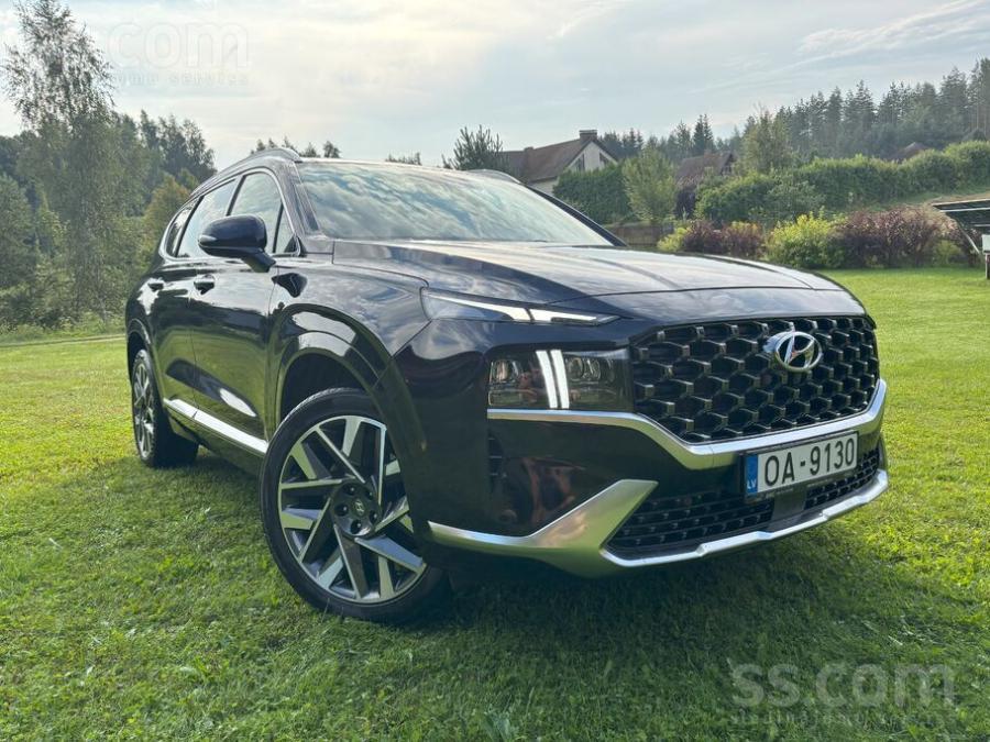 Melns Hyundai Santa Fe 2021 Rīga, ar dzinēja tilpumu 2.20 L un nobraukumu 133 tūkst. km par 27500 €, foto 1 vietnē AUTOMOTO.COM.LV