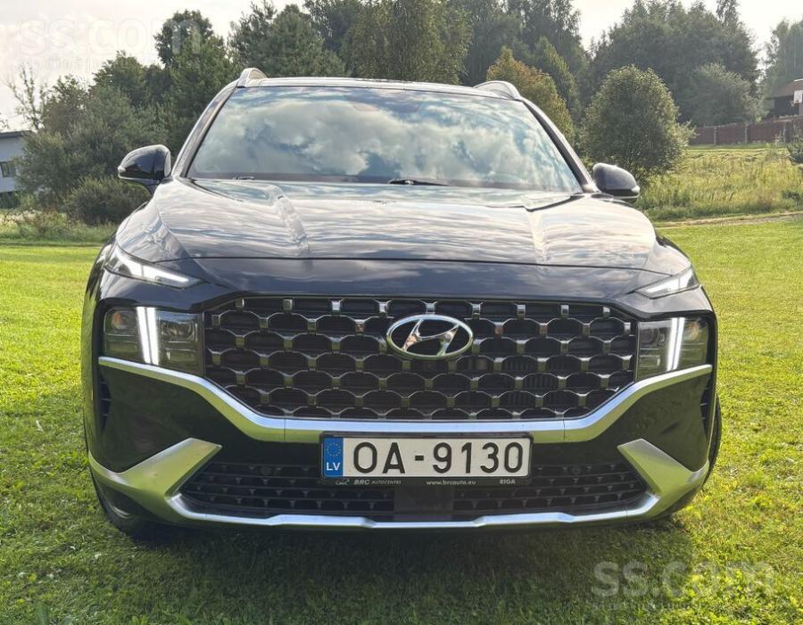 Melns Hyundai Santa Fe 2021 Rīga, ar dzinēja tilpumu 2.20 L un nobraukumu 133 tūkst. km par 27500 €, foto 4 vietnē AUTOMOTO.COM.LV
