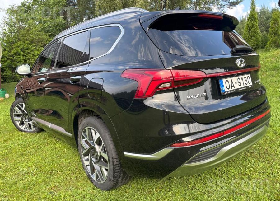 Melns Hyundai Santa Fe 2021 Rīga, ar dzinēja tilpumu 2.20 L un nobraukumu 133 tūkst. km par 27500 €, foto 5 vietnē AUTOMOTO.COM.LV