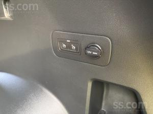 Melns Hyundai Santa Fe 2021 Rīga, ar dzinēja tilpumu 2.20 L un nobraukumu 133 tūkst. km par 27500 €, foto 17 vietnē AUTOMOTO.COM.LV