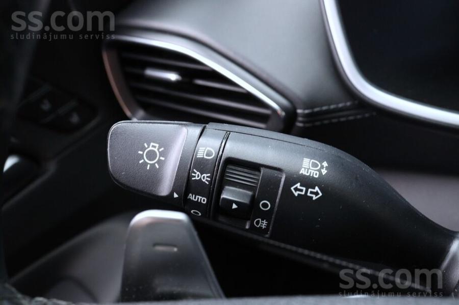 Black Hyundai Santa Fe 2022 in Riga, with an engine capacity of 1.60 L and mileage of 66 thousand km for 34000 €, photo 24 on AUTOMOTO.COM.LV