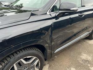 Black Hyundai Santa Fe 2022 in Kaunas, with an engine capacity of 1.60 L and mileage of 111 thousand km for 16800 €, photo 8 on AUTOMOTO.COM.LV