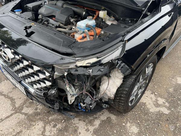 Melns Hyundai Santa Fe 2022 Kauņa, ar dzinēja tilpumu 1.60 L un nobraukumu 111 tūkst. km par 16800 €, foto 11 vietnē AUTOMOTO.COM.LV