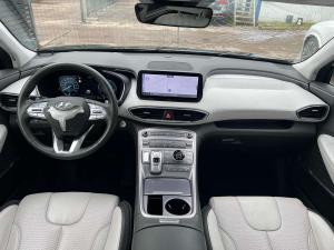 Black Hyundai Santa Fe 2022 in Kaunas, with an engine capacity of 1.60 L and mileage of 111 thousand km for 16800 €, photo 20 on AUTOMOTO.COM.LV