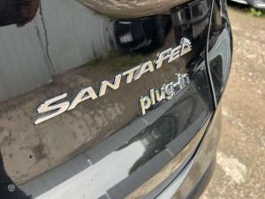 Black Hyundai Santa Fe 2022 in Kaunas, with an engine capacity of 1.60 L and mileage of 111 thousand km for 16800 €, photo 55 on AUTOMOTO.COM.LV