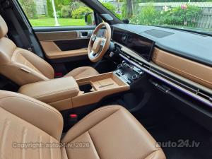 Black Hyundai Santa Fe 2024 in Tartu, with an engine capacity of 1.60 L and mileage of 58 thousand km for 53900 €, photo 11 on AUTOMOTO.COM.LV