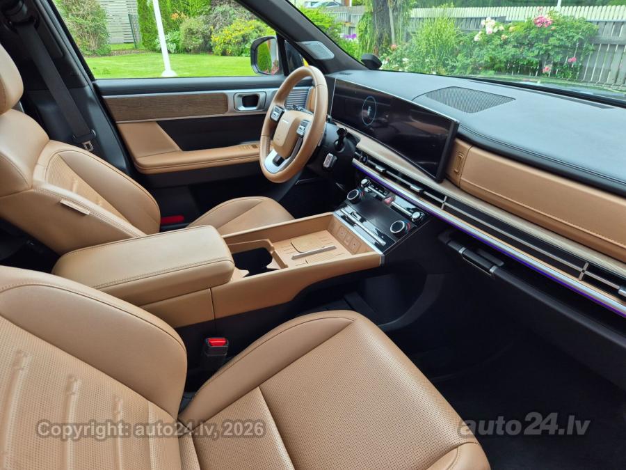 Black Hyundai Santa Fe 2024 in Tartu, with an engine capacity of 1.60 L and mileage of 58 thousand km for 53900 €, photo 11 on AUTOMOTO.COM.LV