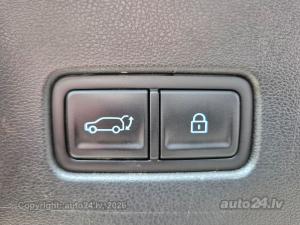 Black Hyundai Santa Fe 2024 in Tartu, with an engine capacity of 1.60 L and mileage of 58 thousand km for 53900 €, photo 21 on AUTOMOTO.COM.LV