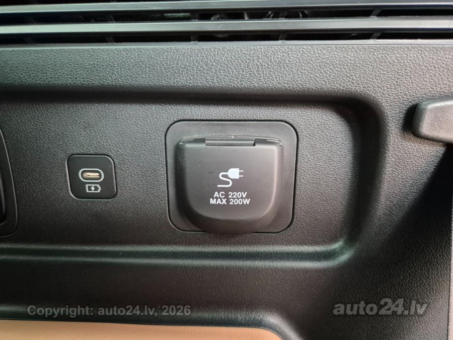 Black Hyundai Santa Fe 2024 in Tartu, with an engine capacity of 1.60 L and mileage of 58 thousand km for 53900 €, photo 22 on AUTOMOTO.COM.LV