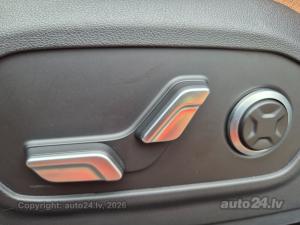 Black Hyundai Santa Fe 2024 in Tartu, with an engine capacity of 1.60 L and mileage of 58 thousand km for 53900 €, photo 27 on AUTOMOTO.COM.LV