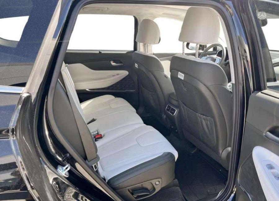 Melns Hyundai Santa Fe 2024 Viļņa, ar dzinēja tilpumu 1.60 L un nobraukumu 39 tūkst. km par 45520 €, foto 15 vietnē AUTOMOTO.COM.LV