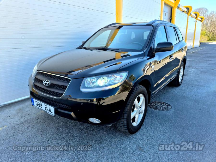 Black Hyundai Santa Fe 2006 in Tallinn, with an engine capacity of 2.20 L and mileage of 342 thousand km for 1890 €, photo 1 on AUTOMOTO.COM.LV
