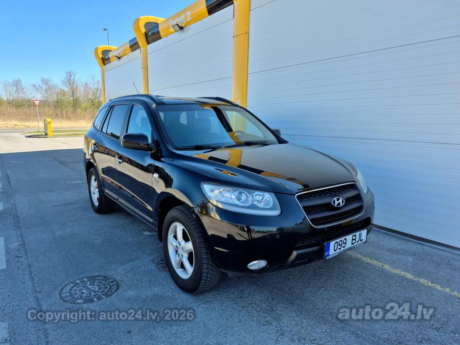 Black Hyundai Santa Fe 2006 in Tallinn, with an engine capacity of 2.20 L and mileage of 342 thousand km for 1890 €, photo 4 on AUTOMOTO.COM.LV