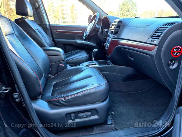 Melns Hyundai Santa Fe 2006 Tallina, ar dzinēja tilpumu 2.20 L un nobraukumu 342 tūkst. km par 1890 €, foto 7 vietnē AUTOMOTO.COM.LV