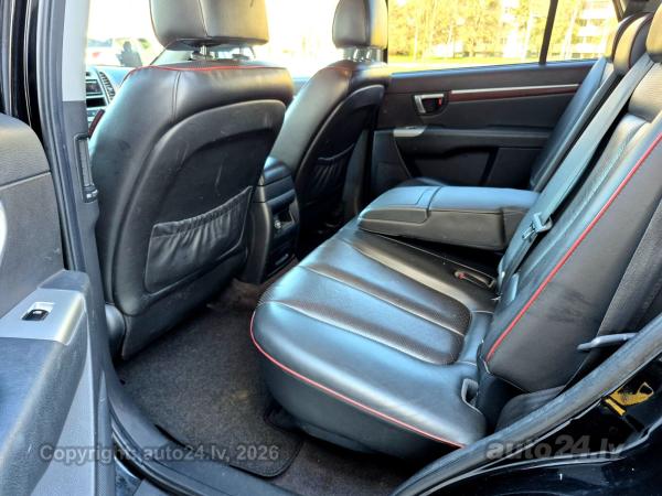 Melns Hyundai Santa Fe 2006 Tallina, ar dzinēja tilpumu 2.20 L un nobraukumu 342 tūkst. km par 1890 €, foto 8 vietnē AUTOMOTO.COM.LV