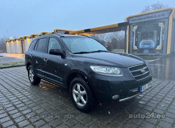 Melns Hyundai Santa Fe 2009 Tallina, ar dzinēja tilpumu 2.20 L un nobraukumu 310 tūkst. km par 2600 €, foto 1 vietnē AUTOMOTO.COM.LV