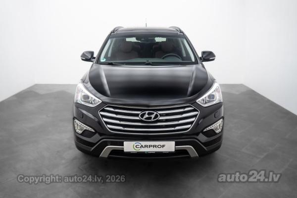 Melns Hyundai Santa Fe 2015 Tallina, ar dzinēja tilpumu 2.20 L un nobraukumu 191 tūkst. km par 14999 €, foto 2 vietnē AUTOMOTO.COM.LV