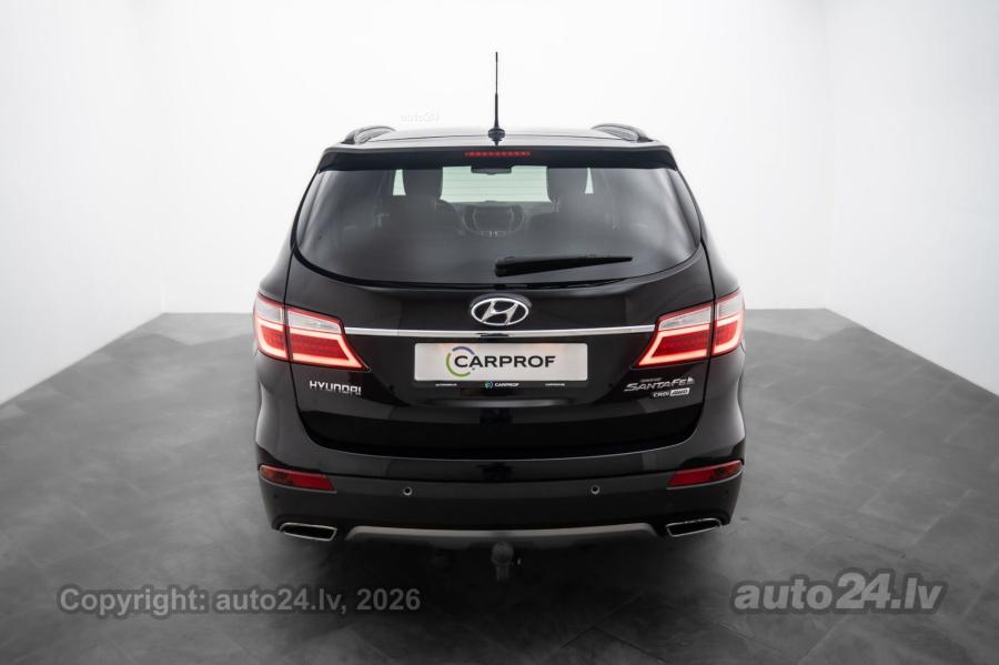 Melns Hyundai Santa Fe 2015 Tallina, ar dzinēja tilpumu 2.20 L un nobraukumu 191 tūkst. km par 14999 €, foto 6 vietnē AUTOMOTO.COM.LV