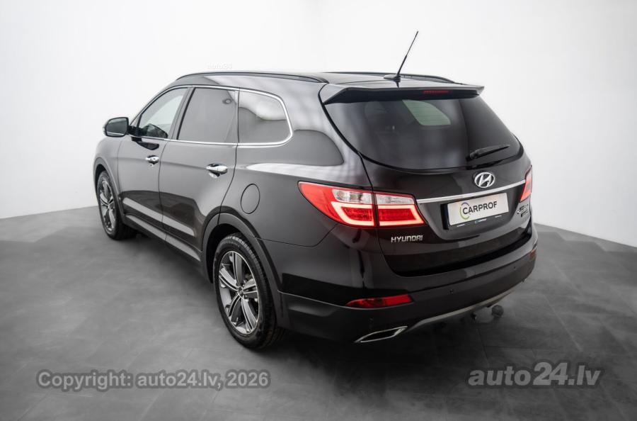Melns Hyundai Santa Fe 2015 Tallina, ar dzinēja tilpumu 2.20 L un nobraukumu 191 tūkst. km par 14999 €, foto 7 vietnē AUTOMOTO.COM.LV